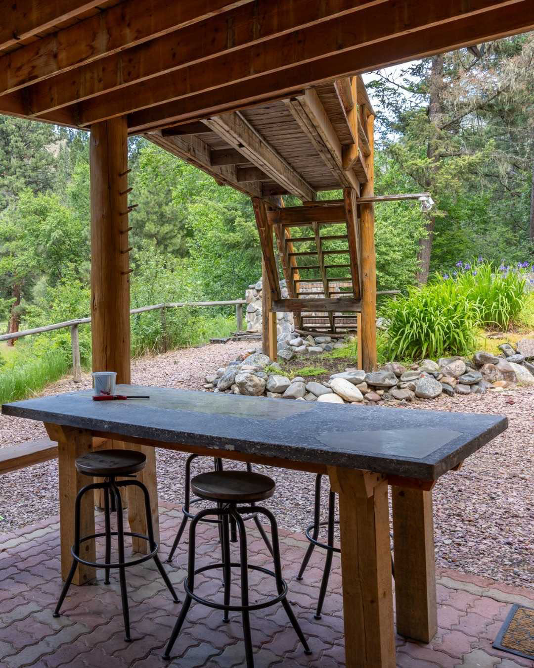JH Studio Furniture - Outdoor Kitchen & Bar Installation King County ...